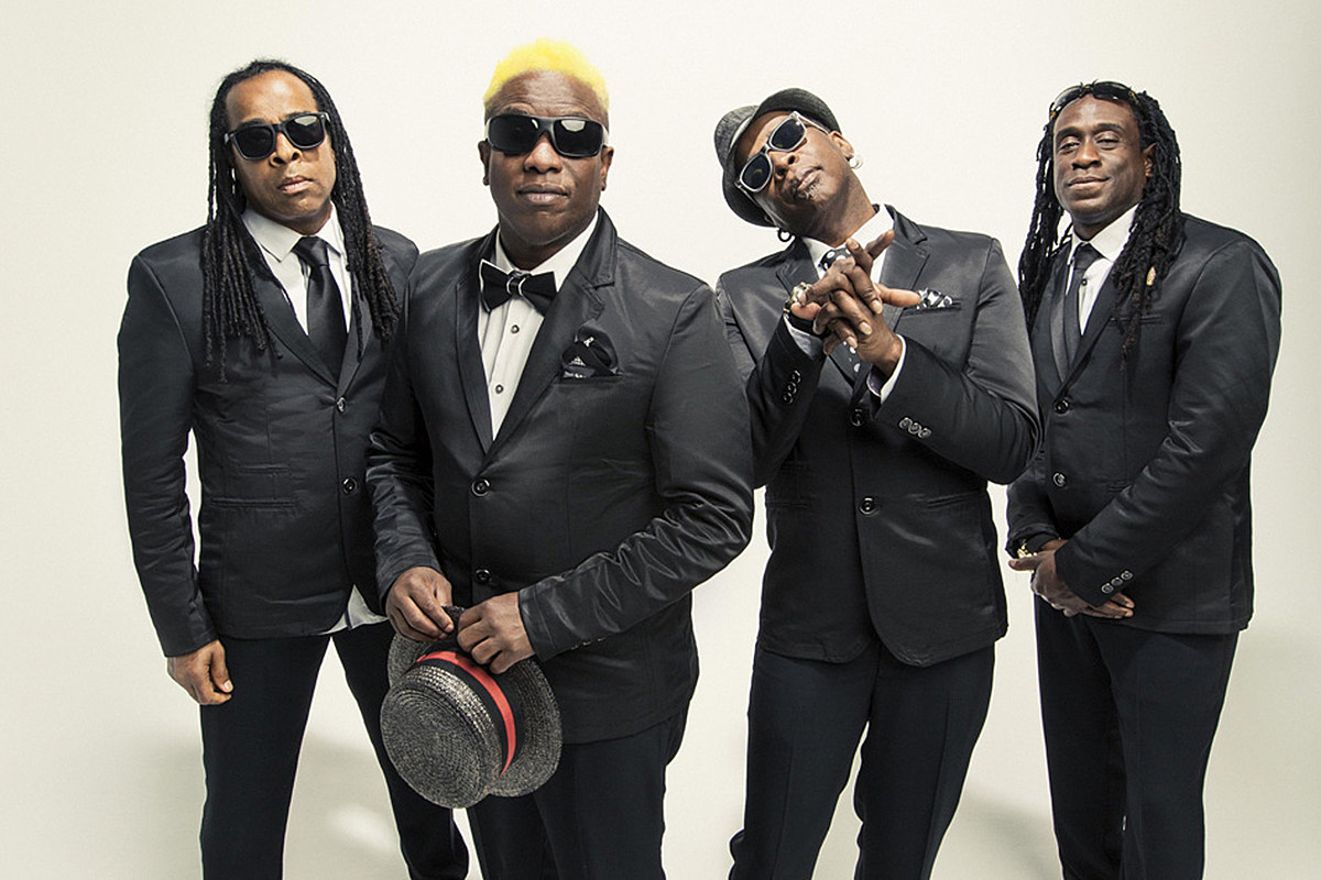 LIVING COLOUR - Hellmond Open Air